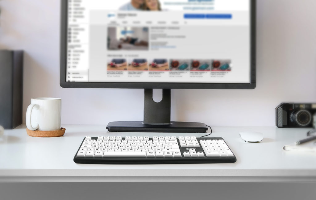 Standard KEYBOARD - White - Geemarc UK